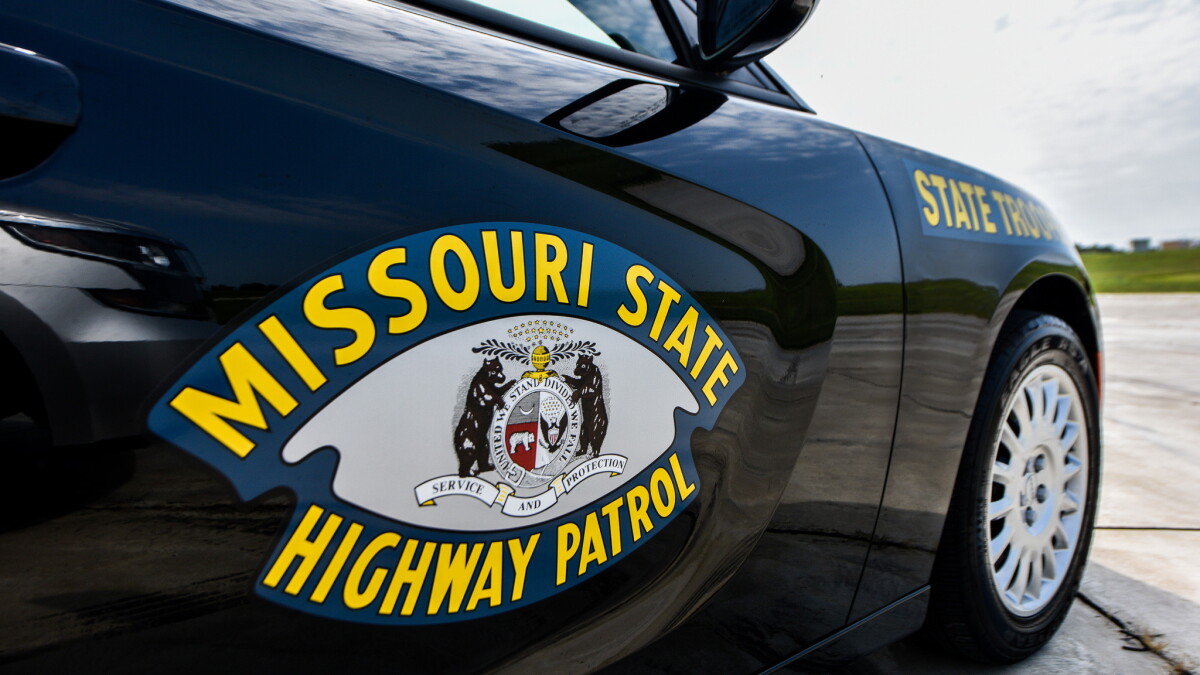 Iowa man charged with felony DWI after 100 mph stop with four children ...